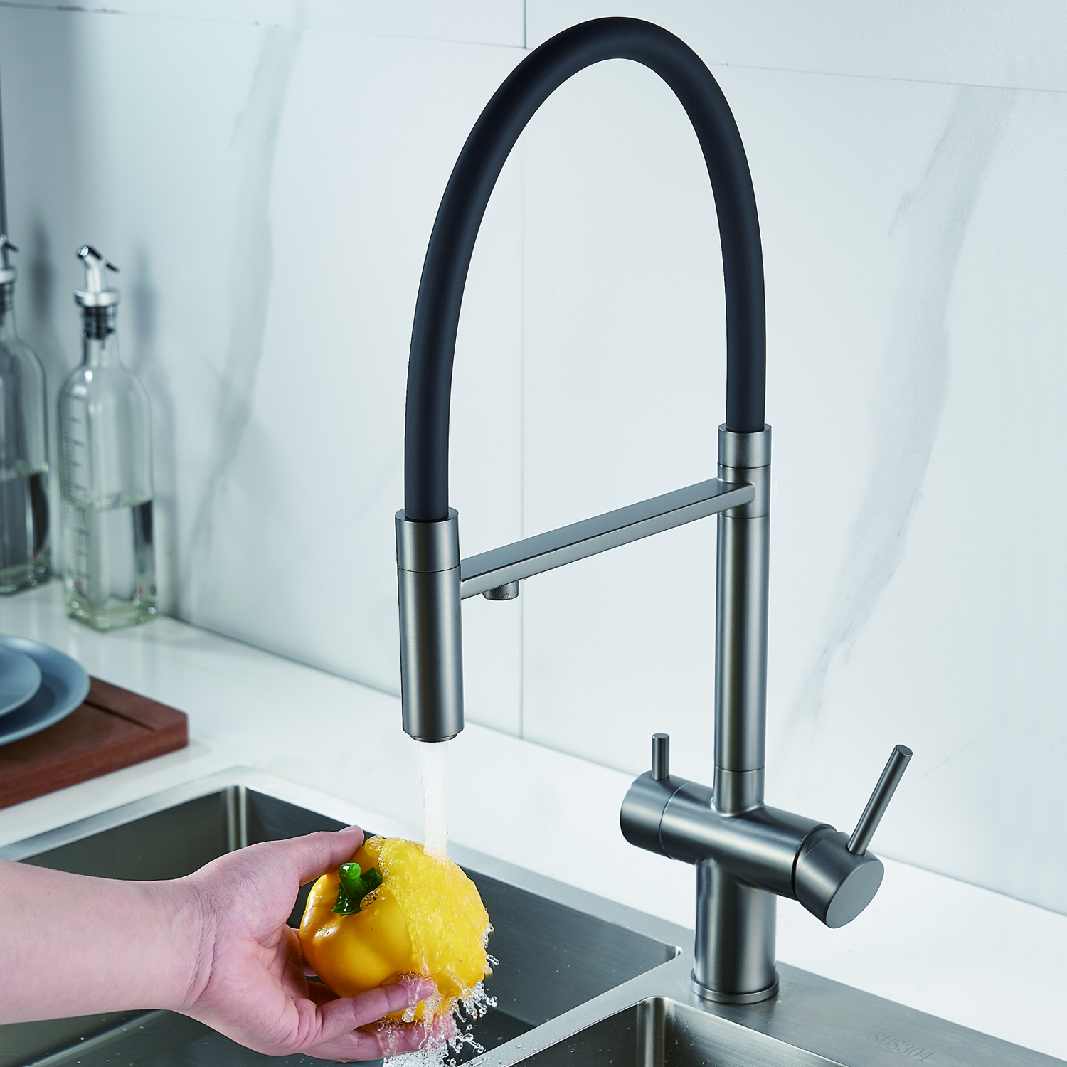 Смеситель для кухни с гибким изливом Shevanik S178T купить в Москве - интернет-магазин ROSE