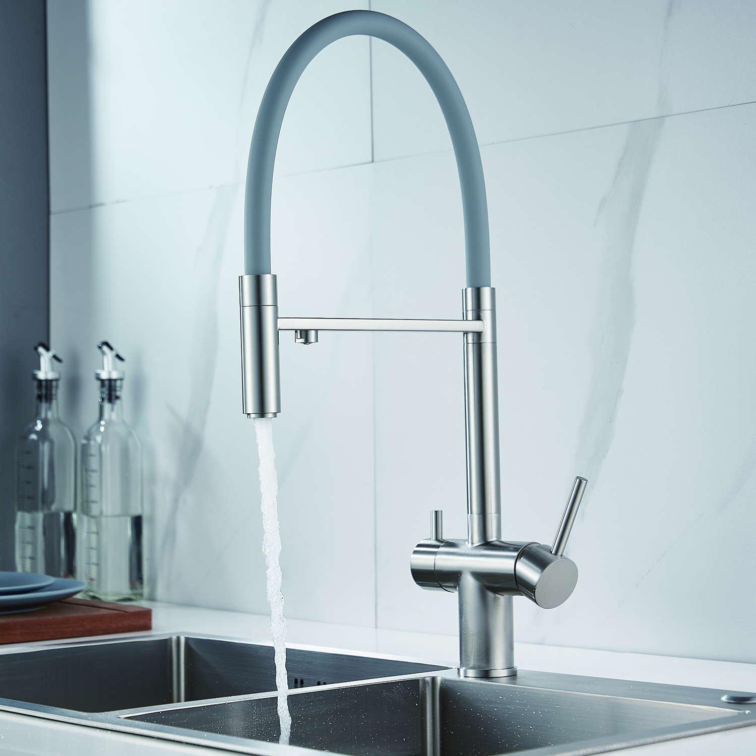 Смеситель для кухни с гибким изливом Shevanik S178L купить в Москве - интернет-магазин ROSE